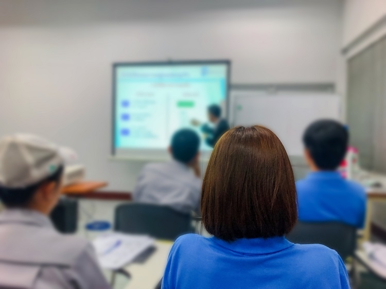 Employee Training: The Gift That Keeps on Giving| Acuity