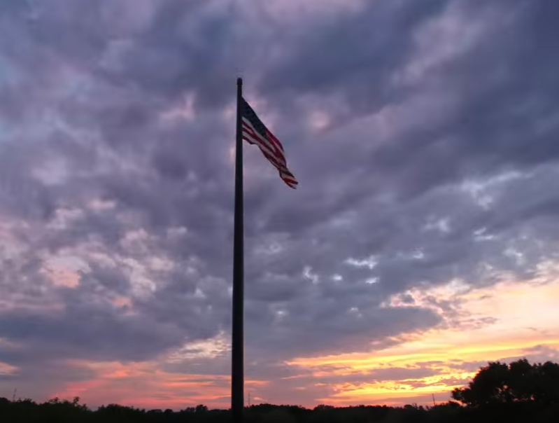Acuity's 400-Foot Flagpole - Time Lapse Sunsets | Acuity